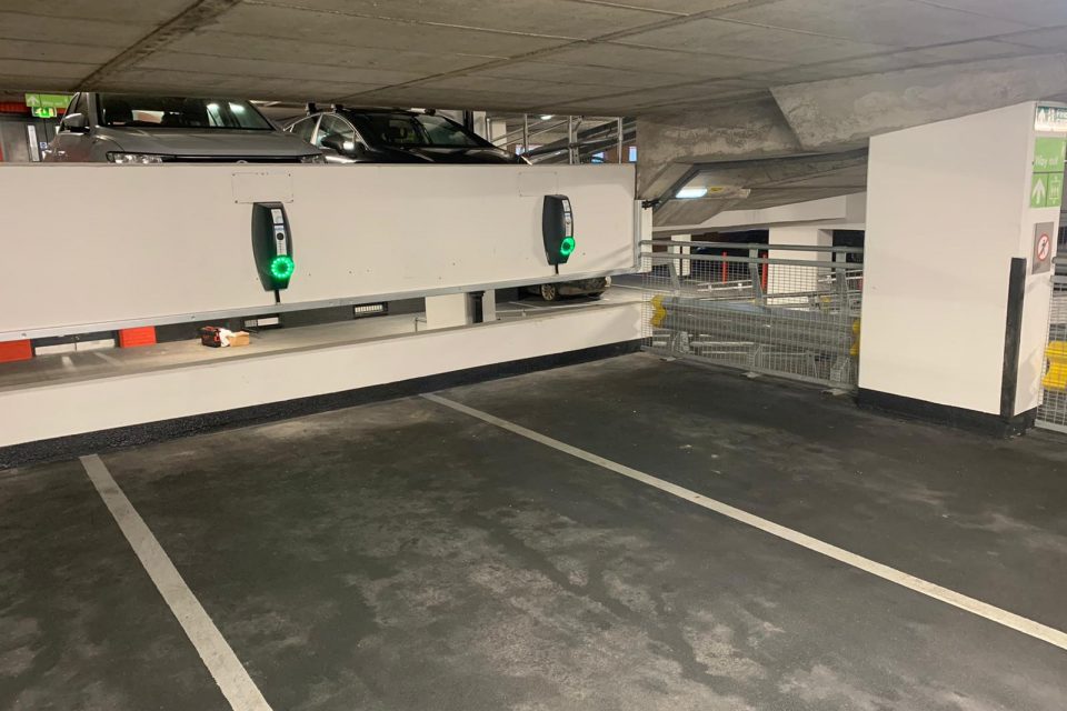 Unicrimp turns the screw - Electrical Contracting News (ECN)