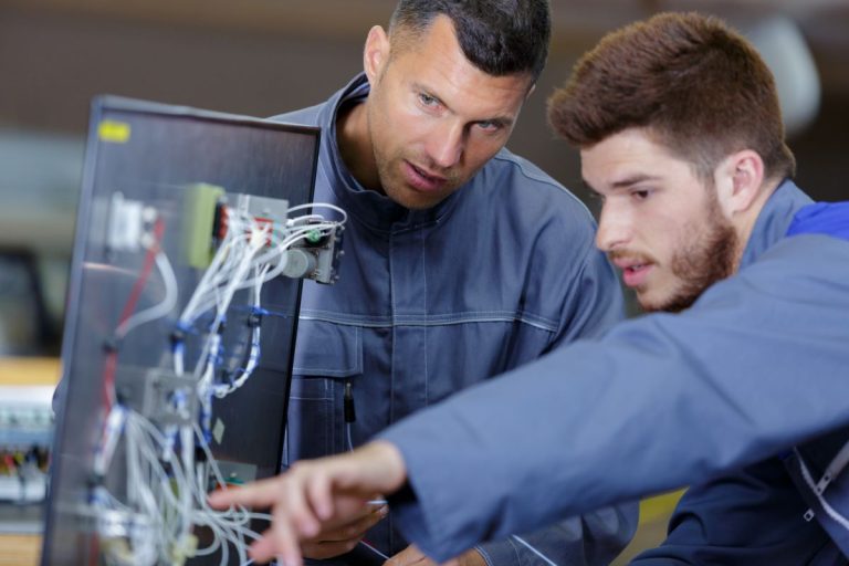 New apprentice pay rates come into effect - Electrical Contracting News
